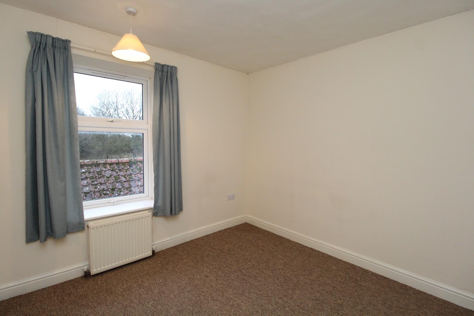 4 Bed, 1 Bath Property For Rent in Old Severalls Road, Methwold Hythe ...